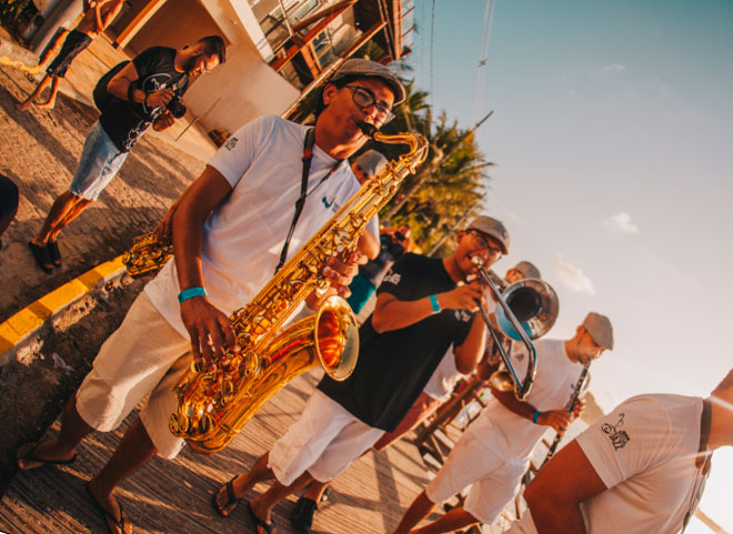 Ai que delícia a Bossa, o Jazz, a Pipa